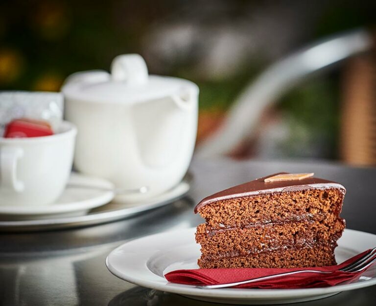 Cafe & Lounge - Schubert Kino . Café . Lounge